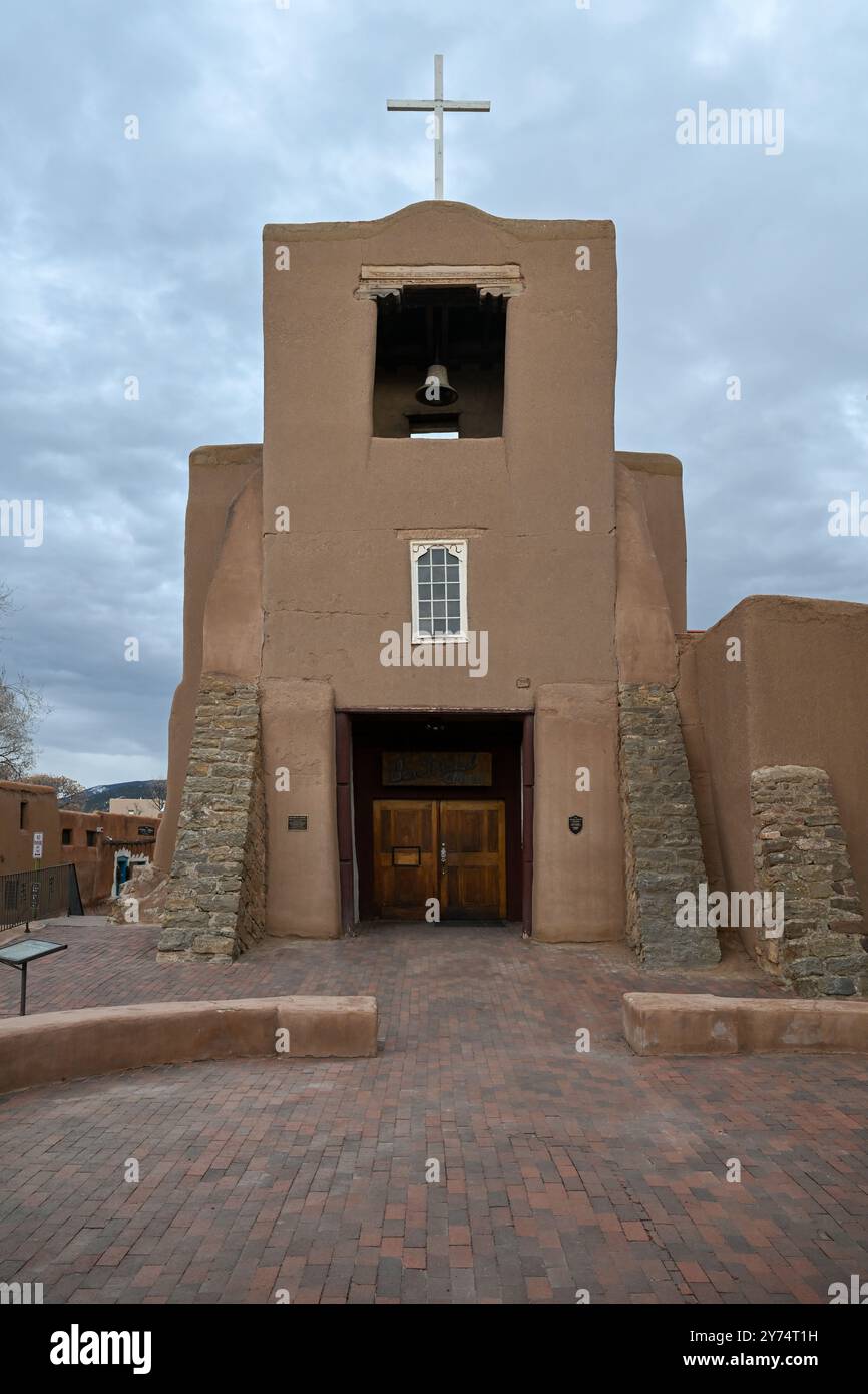 San Miguel Mission chapel church, the oldest in the United States ...