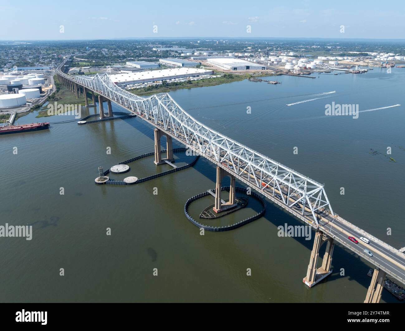 Aerial view of The Outerbridge Crossing Bridge between Staten Island ...