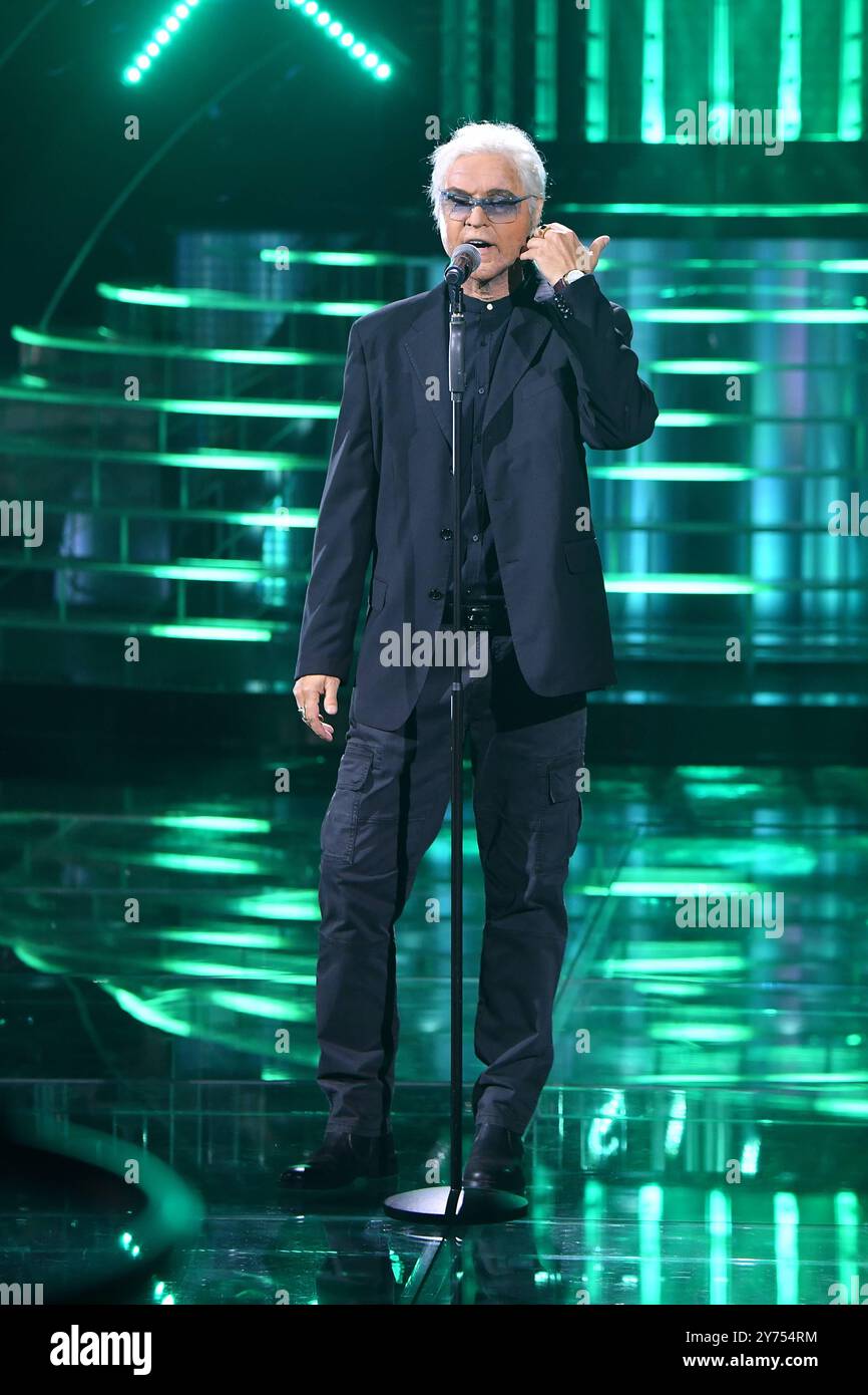 Rome: Rai Studios ex Dear. Tale e Quale broadcast. In the photo: Simone ...