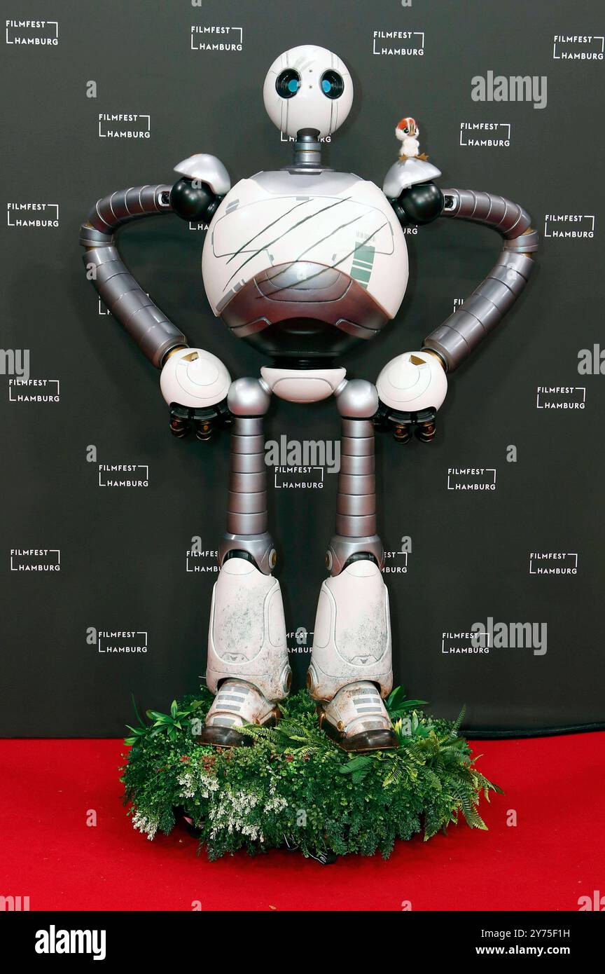 Rozzum 7134 bei der Premiere des Animationsfilms Der wilde Roboter ...
