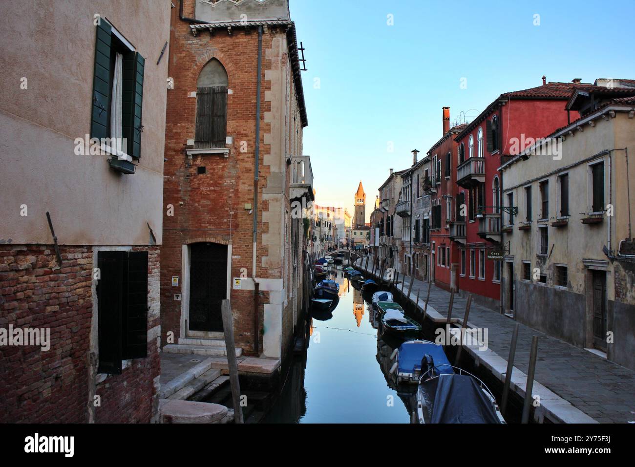 Venice old town hi-res stock photography and images - Alamy