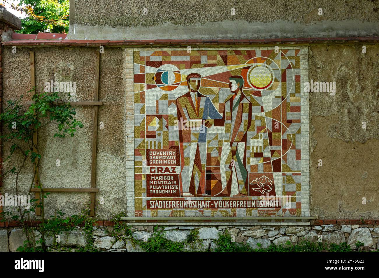 Friendship among Nations Stock Photo - Alamy