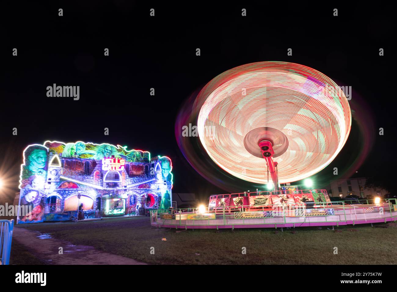 Wallingford Fun Fair at Night - Friday 27th September 2024 Stock Photo ...
