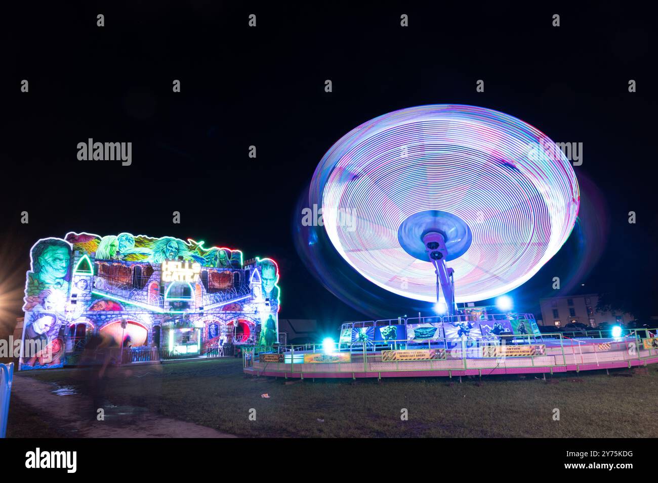 Wallingford Fun Fair at Night - Friday 27th September 2024 Stock Photo ...