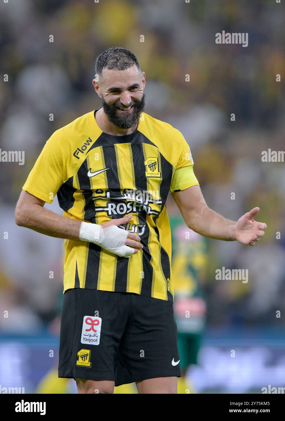 RIYADH, SAUDI ARABIA - SEPTEMBER 27: Karim Benzema of Al Ittihad reacts ...