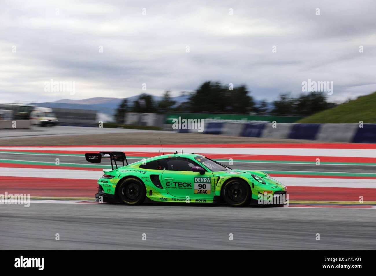 Ayhancan Gueven (TUR), Porsche 911 GT3 R, Team: Manthey EMA Racing (DEU ...