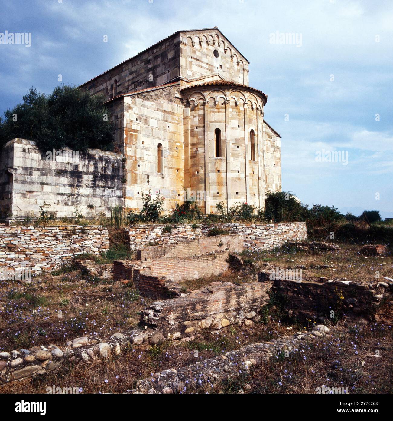 Kirche Cathedrale Sainte-Marie-de-l'Assomption de Lucciana auf der ...