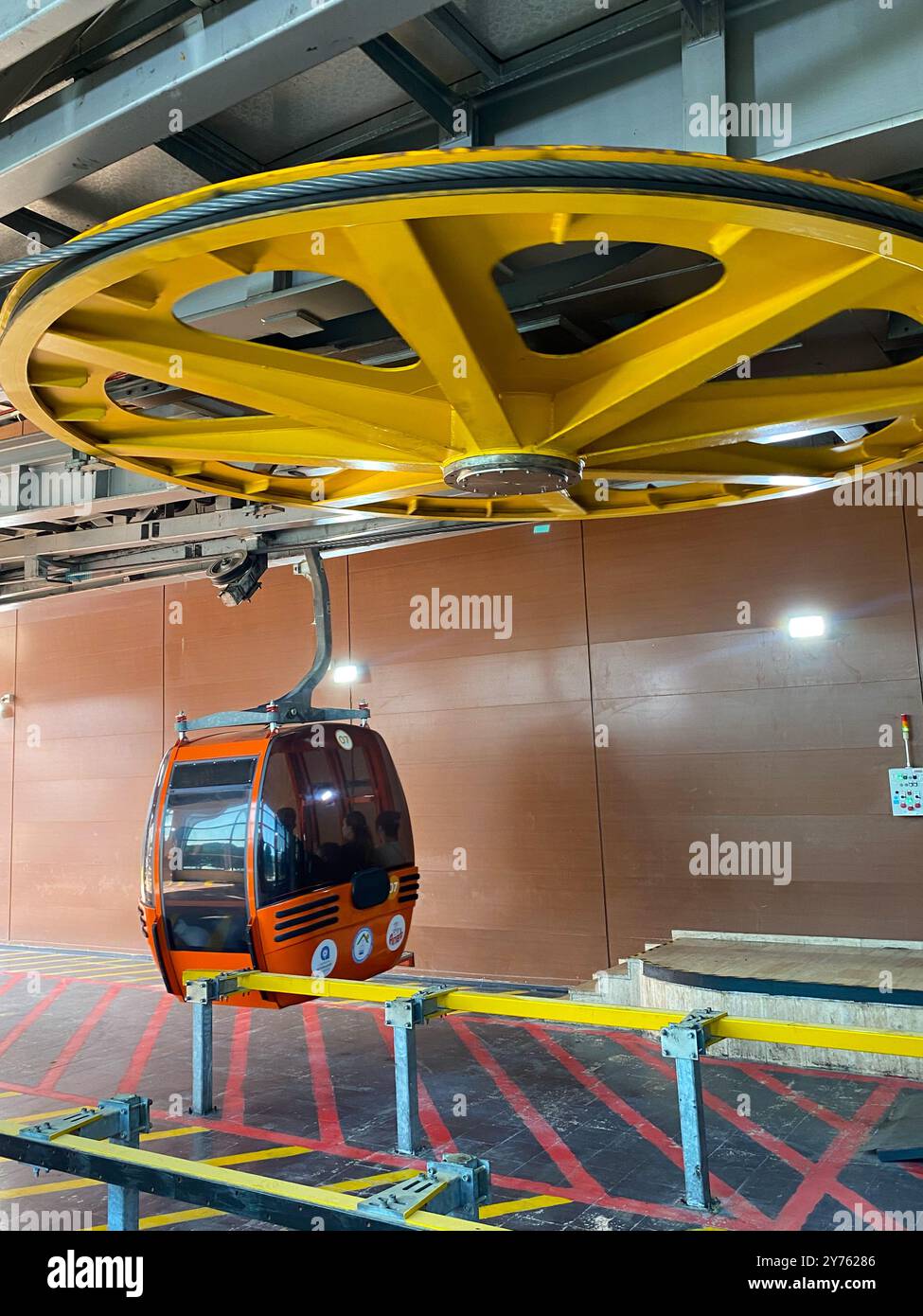 Bullwheel hi-res stock photography and images - Alamy