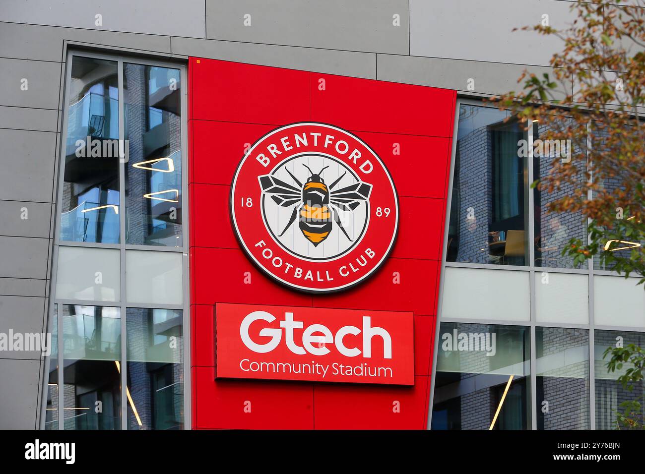 28th September 2024; Gtech Community Stadium, Brentford, London ...