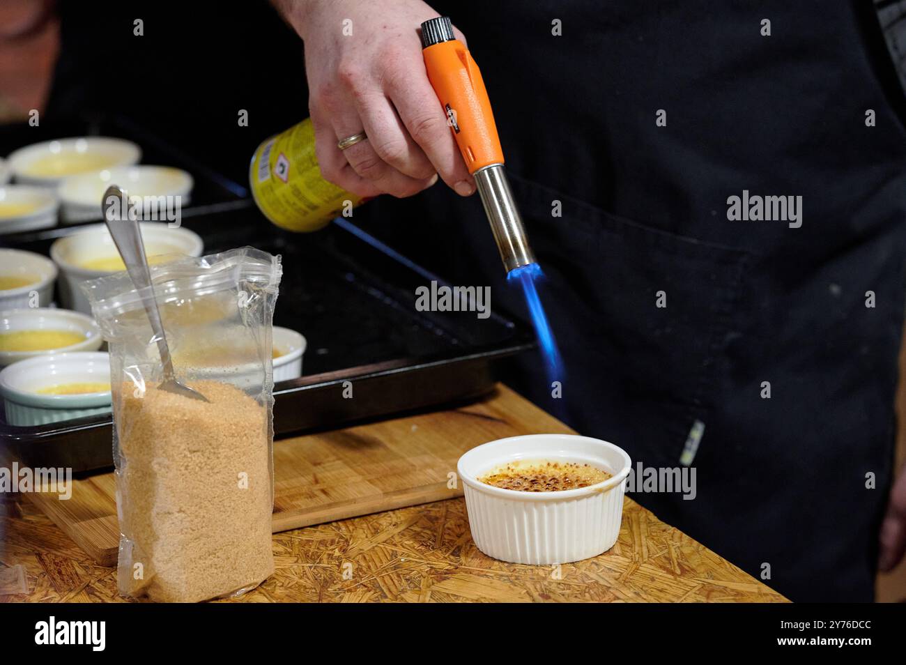 Chef using culinary torch hi-res stock photography and images - Alamy