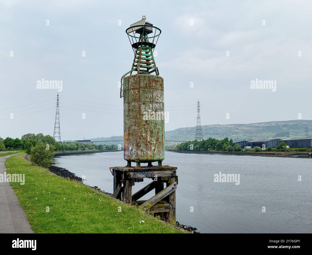 Navigation beacon at the River Clyde in Erskine Stock Photo - Alamy