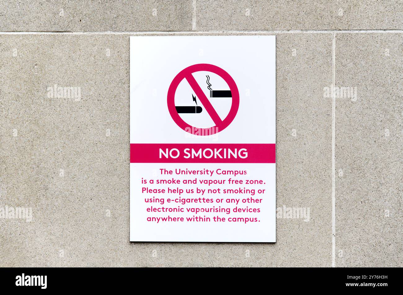 No smoking or vaping on university campus Stock Photo - Alamy