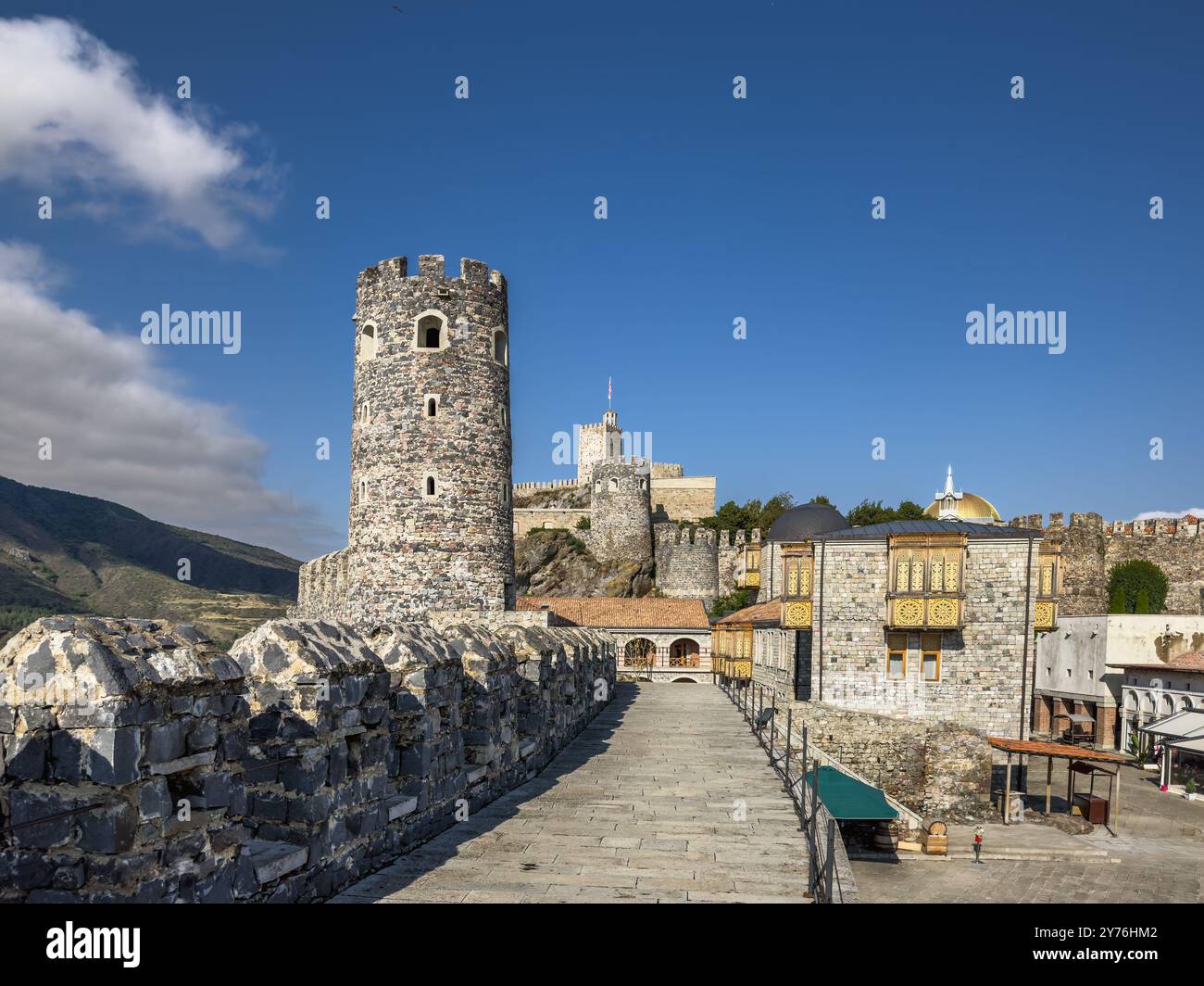 Castle courtyard balconies hi-res stock photography and images - Alamy