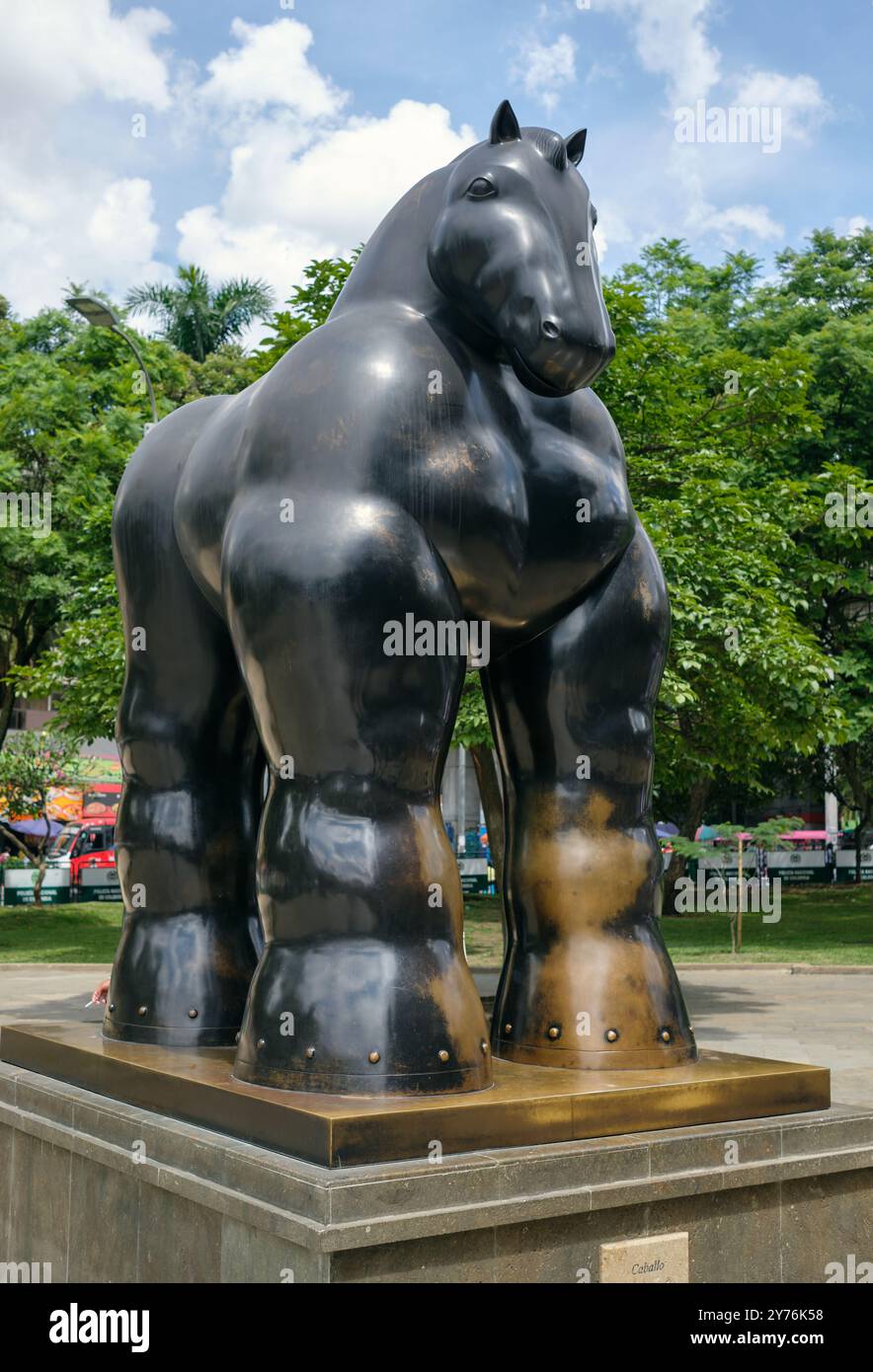 Bronze Horse statue in Plaza Botero, Medellin, Colombia Stock Photo - Alamy
