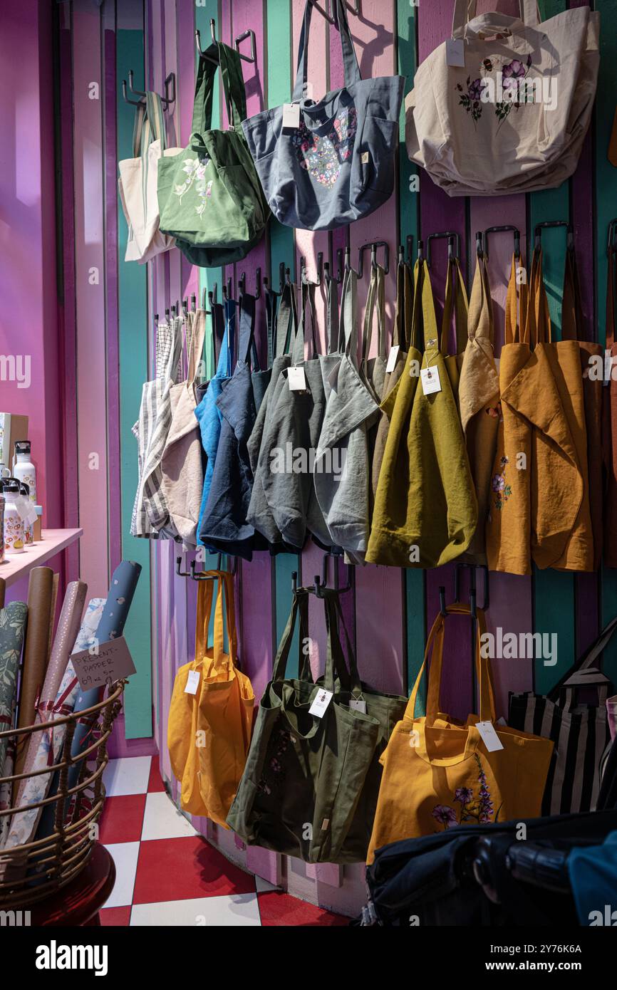 Custom cotton bags hi-res stock photography and images - Alamy