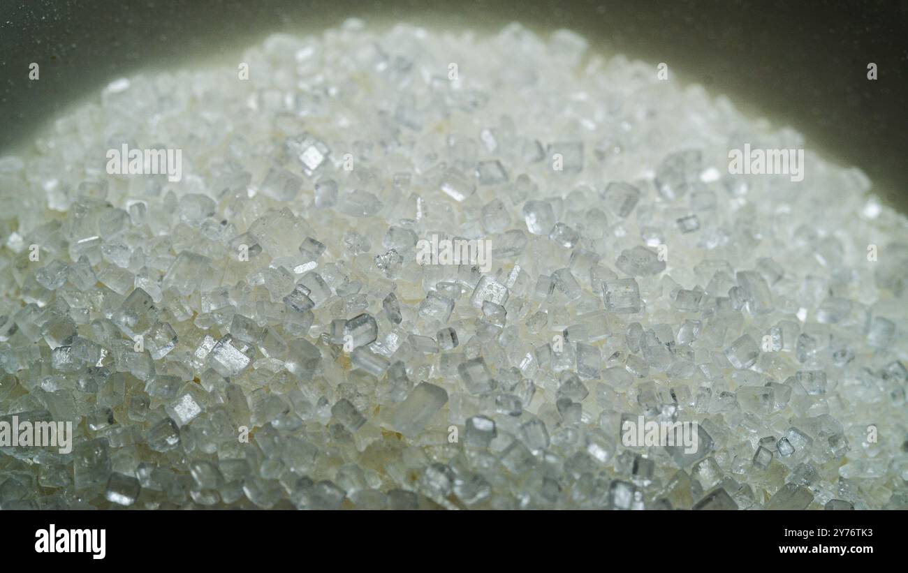 Heap of iodized salt , texture, macro Stock Photo - Alamy