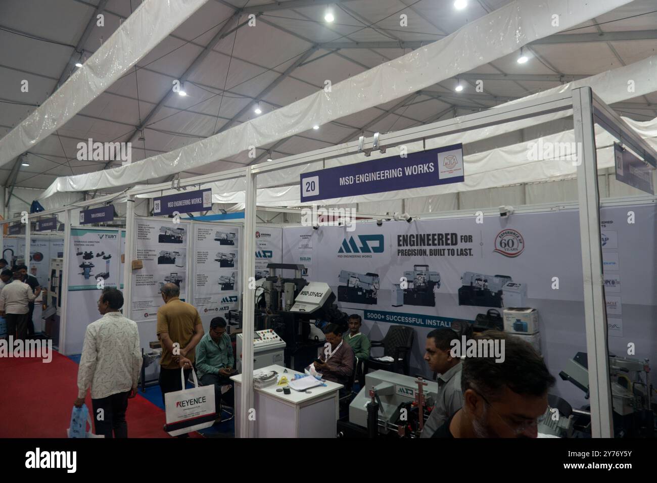 Msd workers hi-res stock photography and images - Alamy