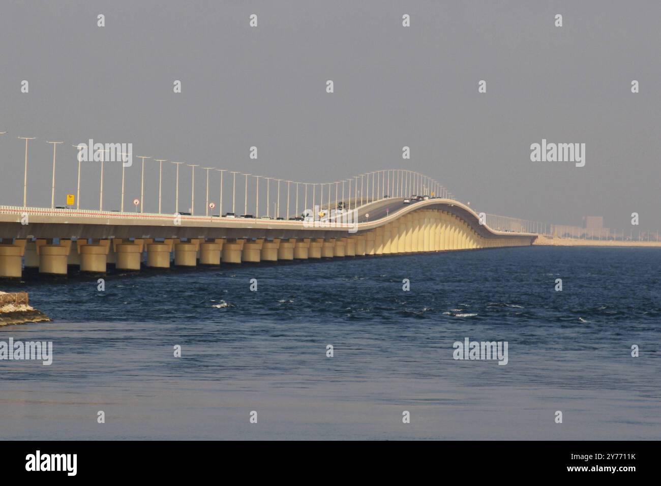 Qatar bahrain causeway hi-res stock photography and images - Alamy
