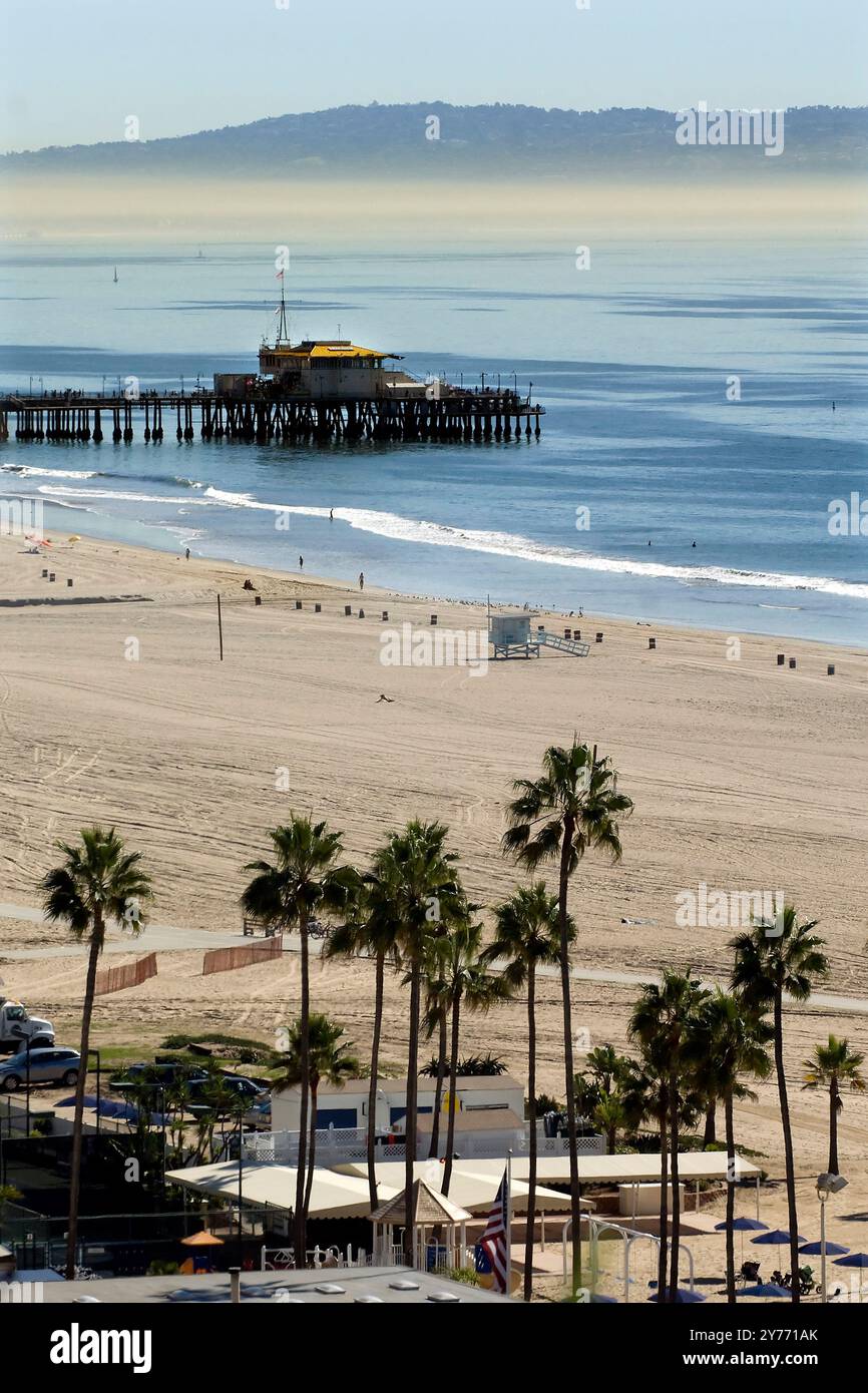 Smog and marine pollution cloud the beauty of Los Angeles' iconic ...