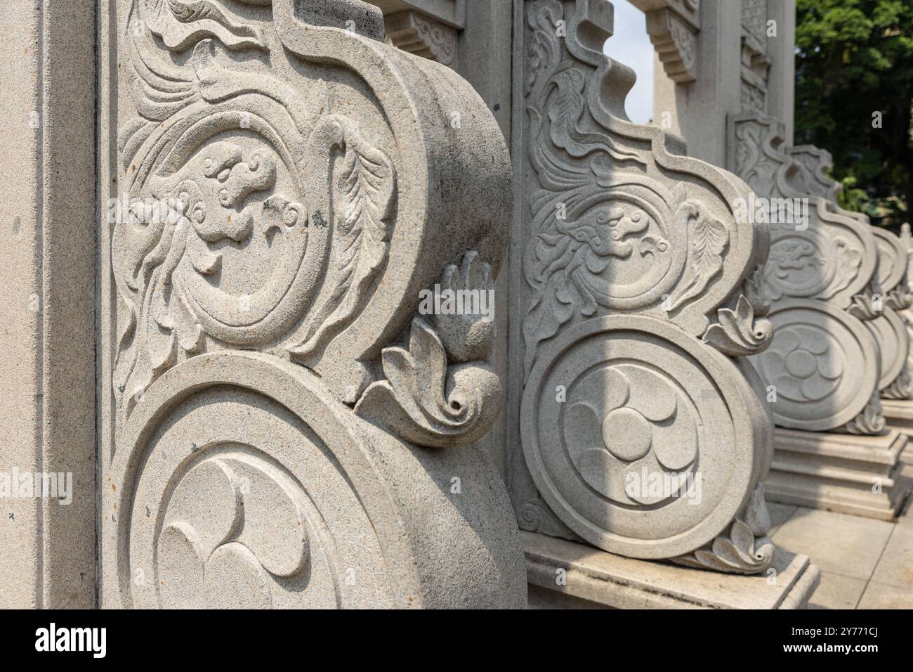 Chinese old building design background Stock Photo - Alamy