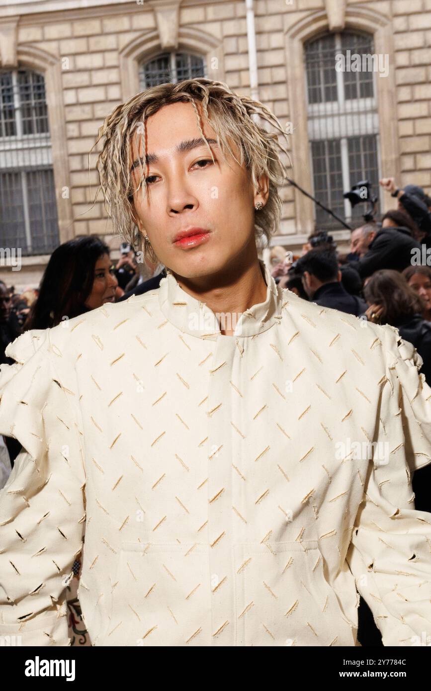 Mayao Ma attends the Vivienne Westwood Spring/Summer 2025 collection ...