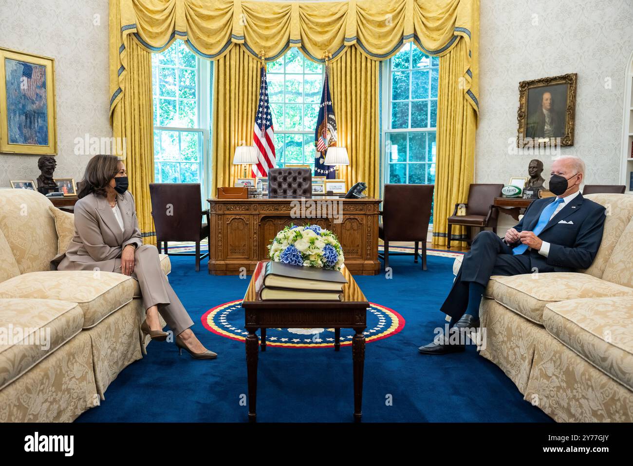 President Joe Biden talks with Vice President Kamala Harris, Wednesday ...