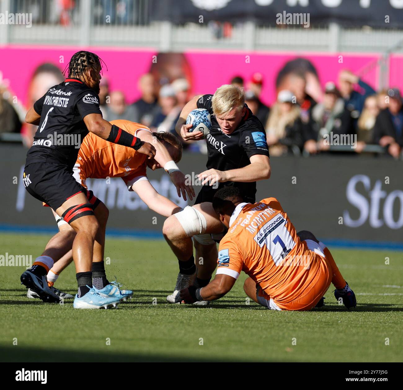 StoneX Stadium, London, UK. 28th Sep, 2024. Gallagher Premiership Rugby ...