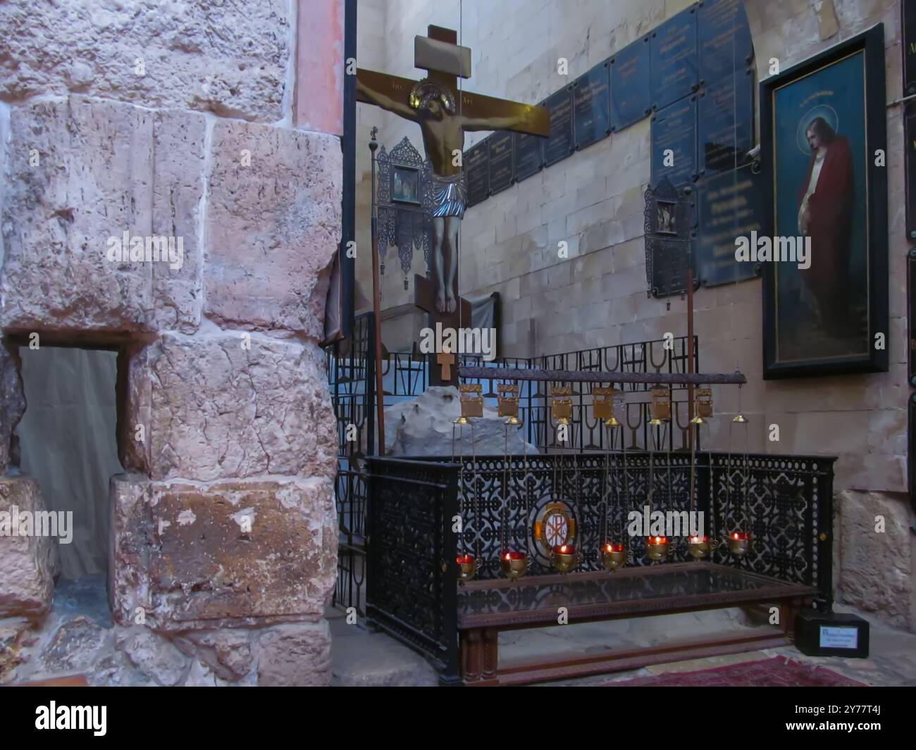 Jerusalem gate eye of needle hi-res stock photography and images - Alamy