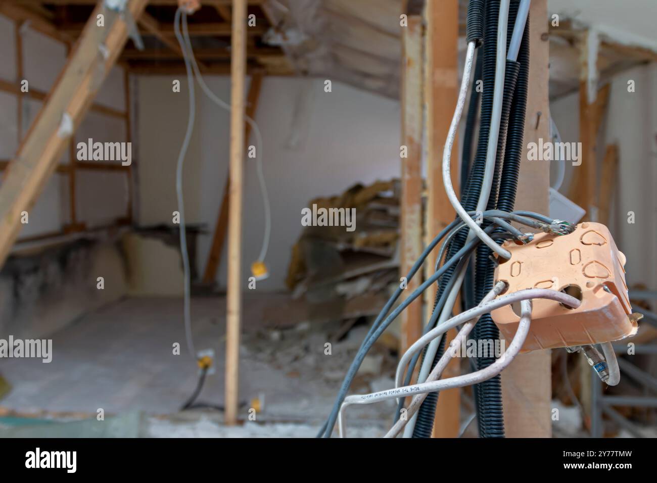 Destruction of property, structures in catastrophe. Destruction of ...