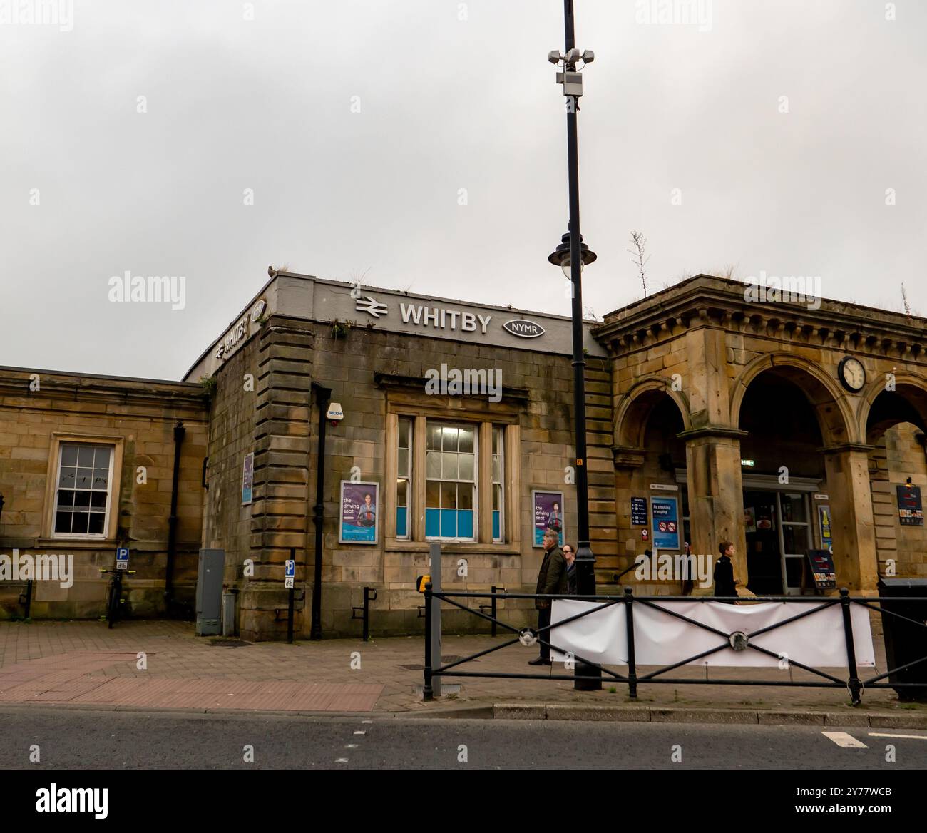 Whitby train station Stock Photo - Alamy