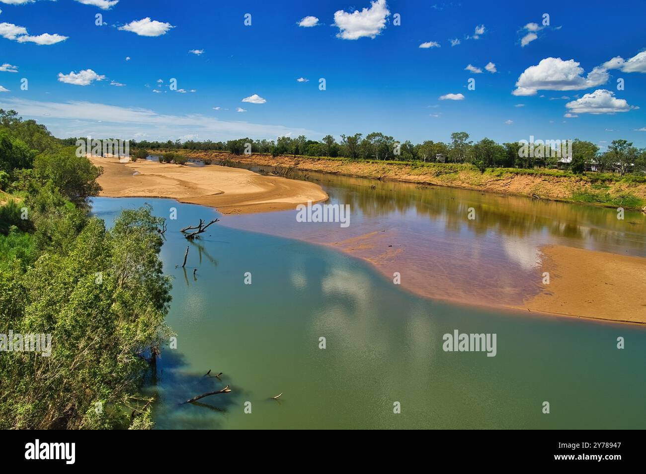 Wide river with sandbars in the Australian outback: the Fitzroy River ...