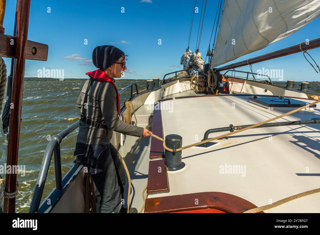 Inland skipper Clara completed her training on the Weisse Düne. She ...