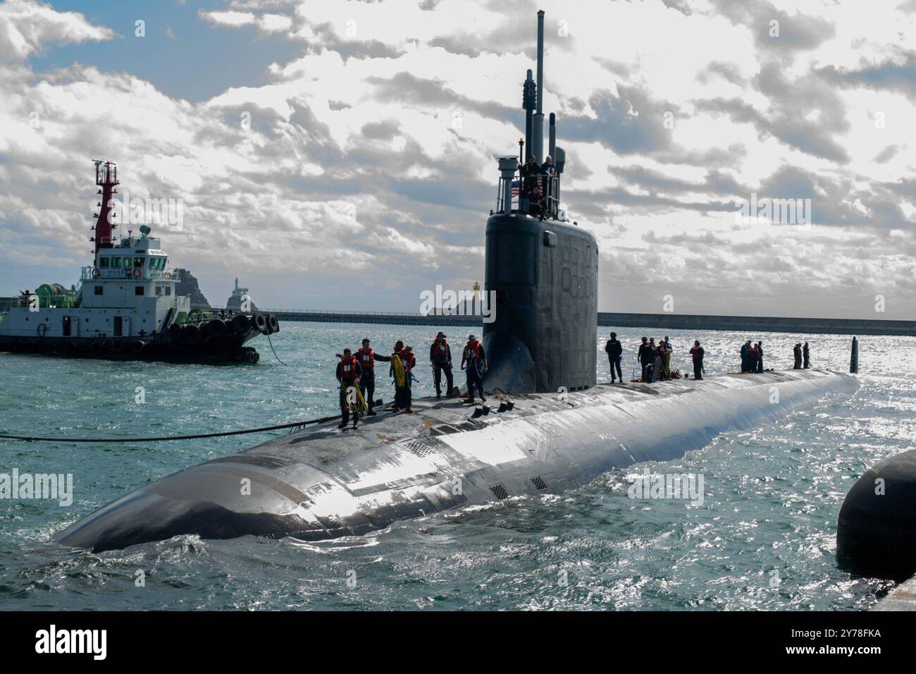 240923-N-PA218-2001 BUSAN, South Korea (Sept. 23, 2024) –The Virginia ...