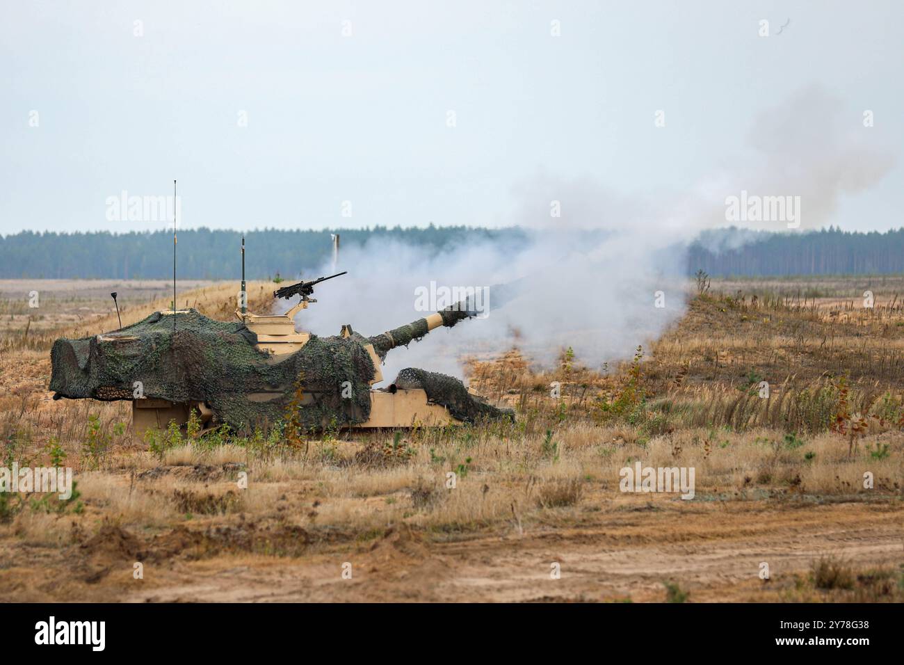 U.S. Army soldiers assigned to Alpha “Hotsteel” Battery, 1st Battalion ...