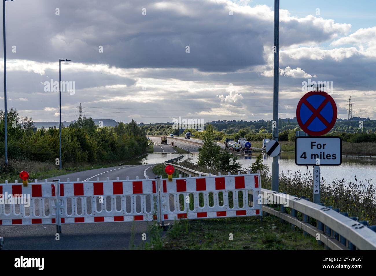 Marston, UK. 28th Sep, 2024. The A421 between Kempston and the M1 ...
