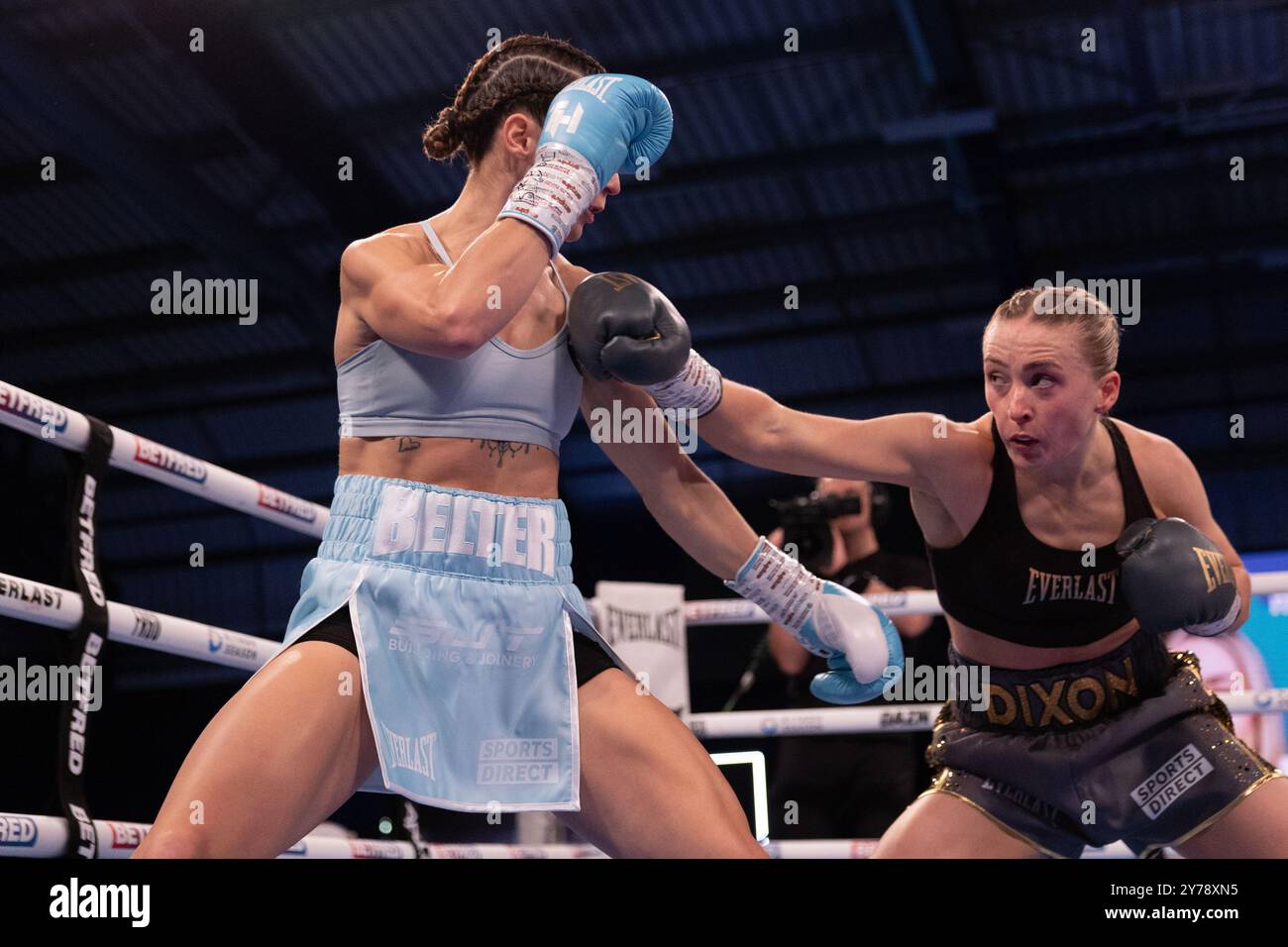 Sheffield, UK. 29th Sep, 2024. Canon Medical Arena, Sheffield, South Yorkshire, 28th September ...