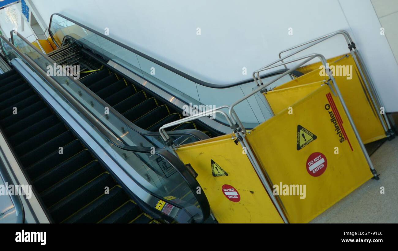 Los Angeles, California, USA 20th September 2024 Broken Escalator at ...