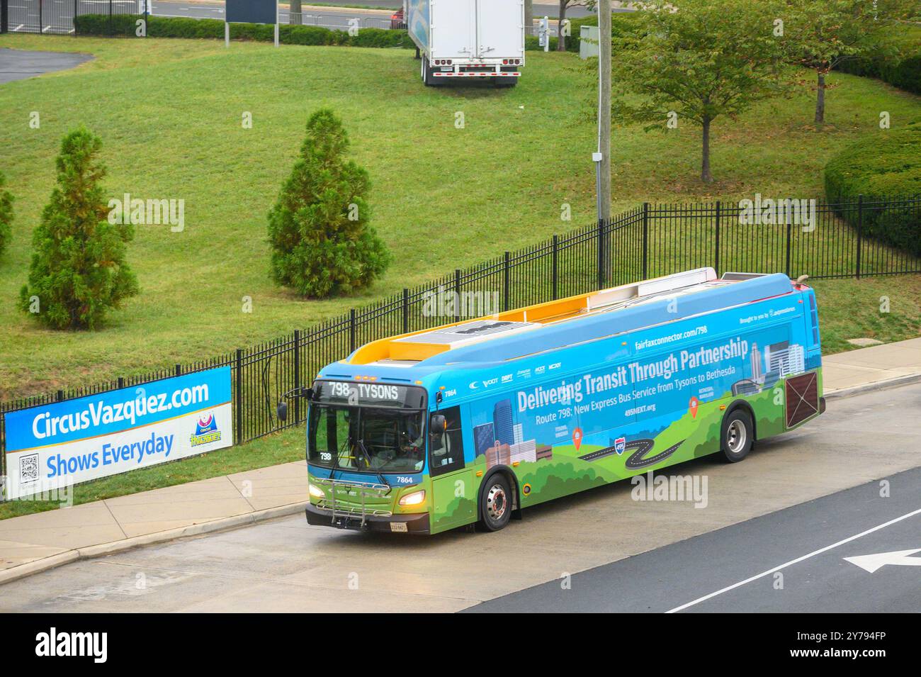 Fairfax transit bus at Tyson VA Stock Photo - Alamy