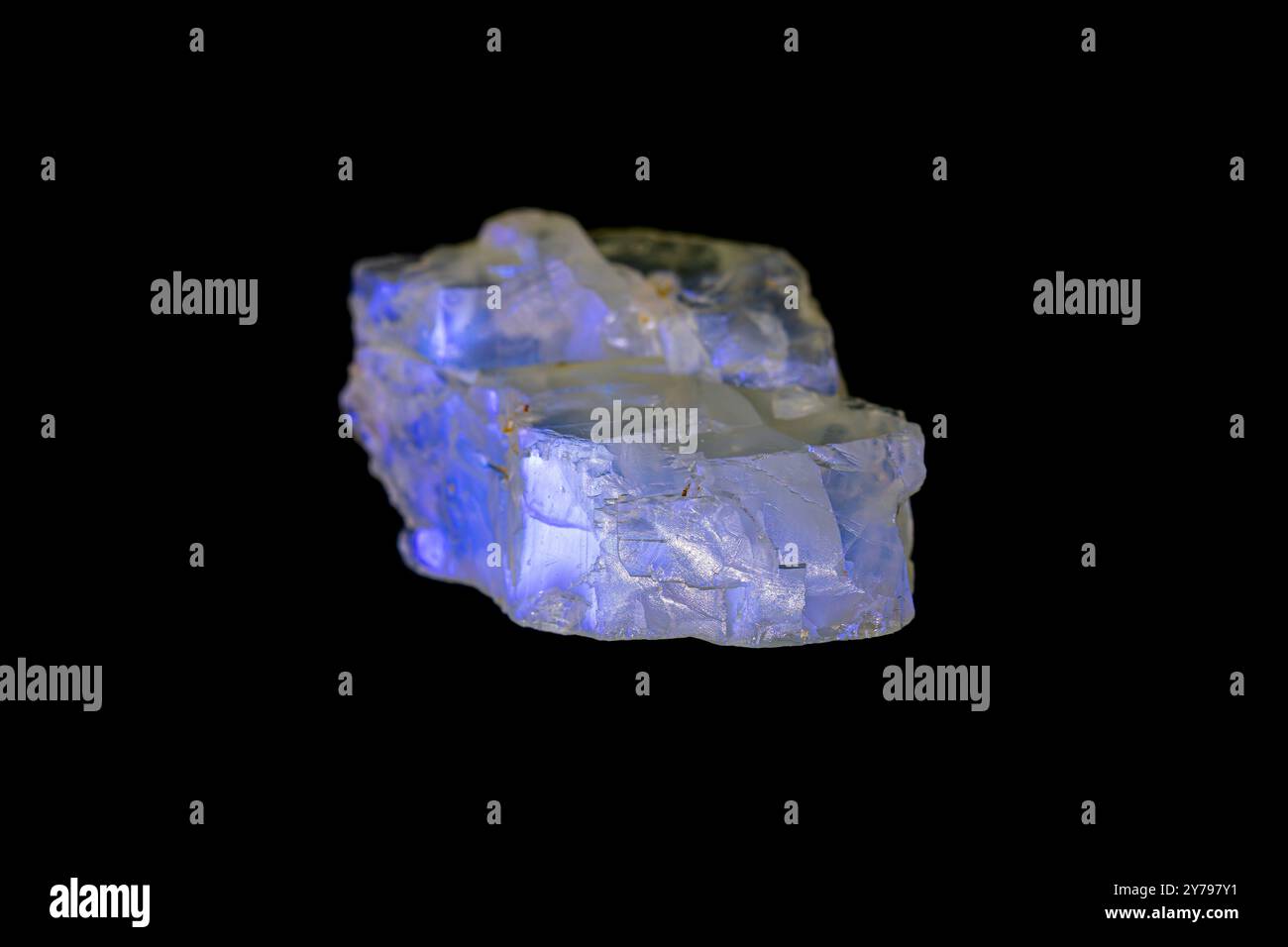 Natural rough blue sheen Moonstone crystal with adularescence (schiller ...