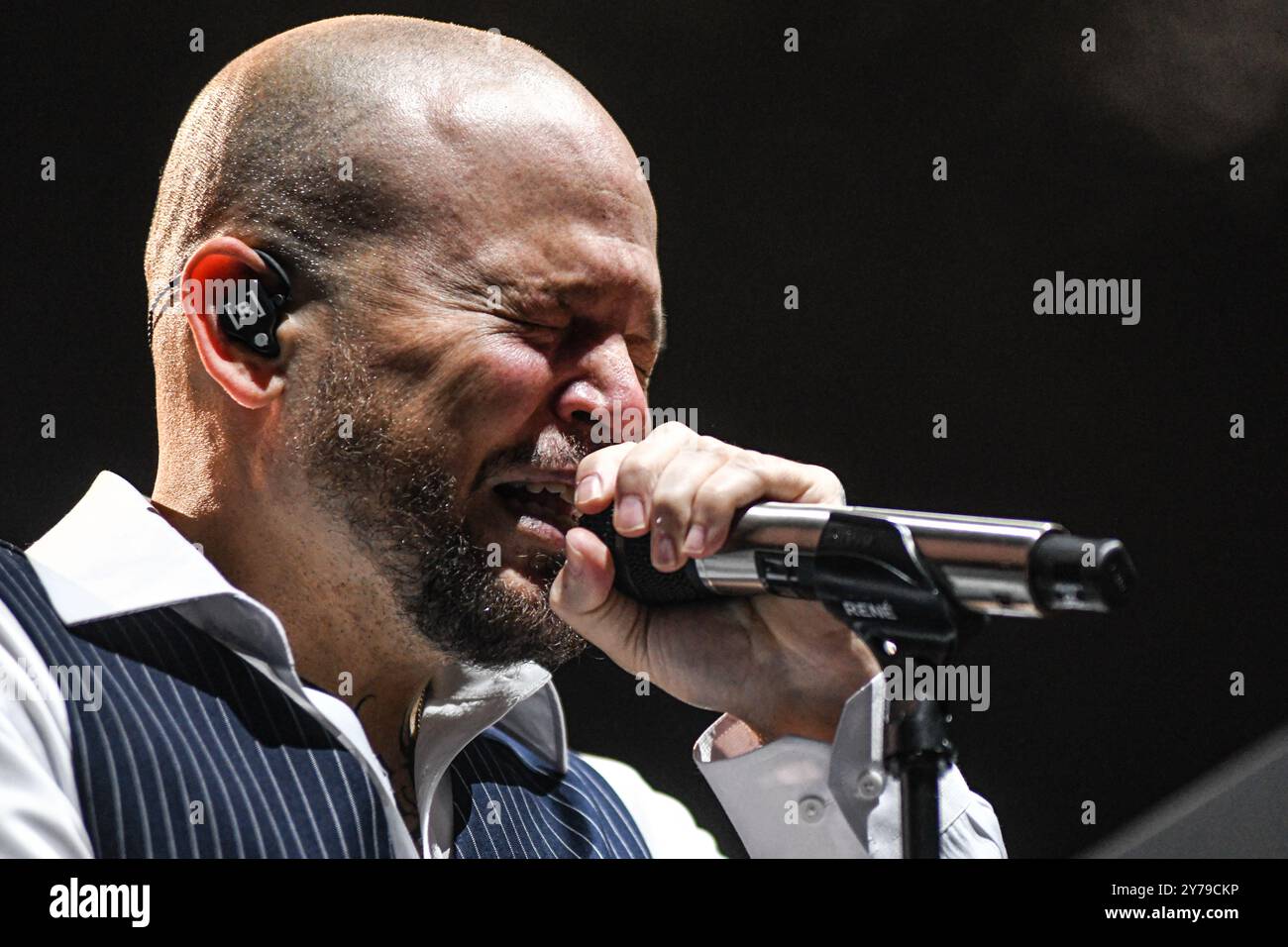 Cantante rap hi-res stock photography and images - Alamy