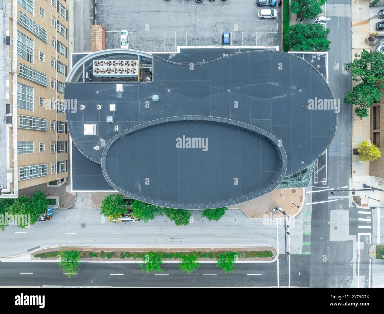 Oval shape roof top at the University of Baltimore Stock Photo - Alamy