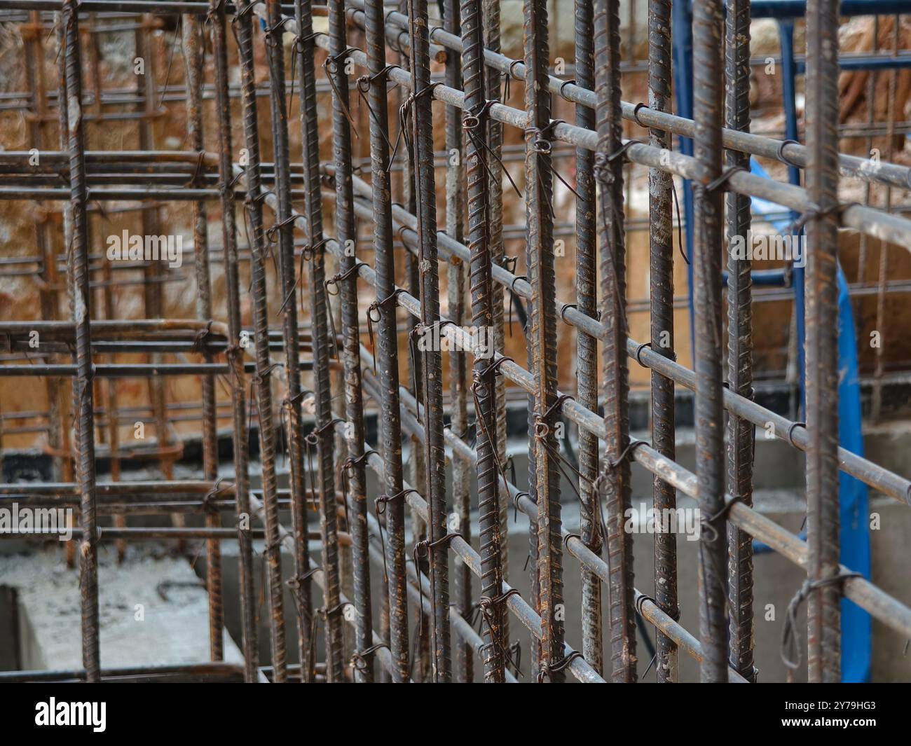 Construction zone wall barrier hi-res stock photography and images - Alamy