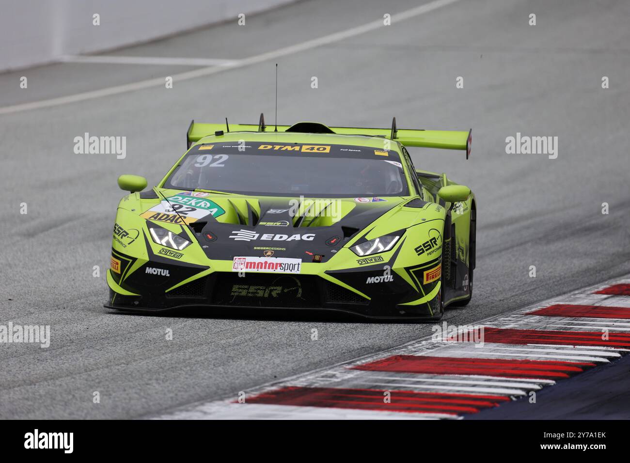 Sieger Rennen 1 Samstag, Mirko Bortolotti (ITA), Lamborghini Huracane ...