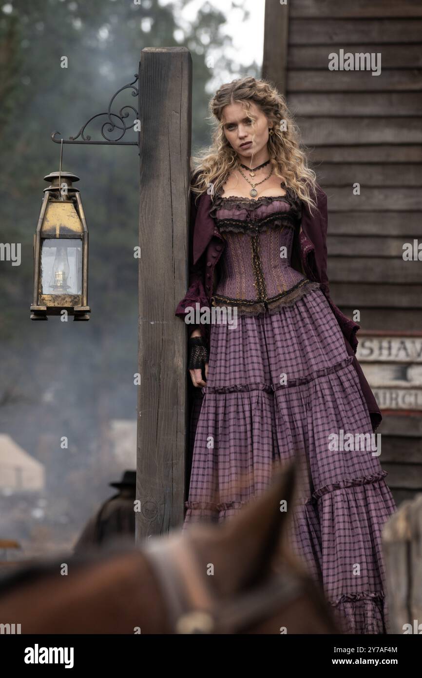 ABBEY LEE in HORIZON: AN AMERICAN SAGA-CHAPTER 1 (2024), directed by ...