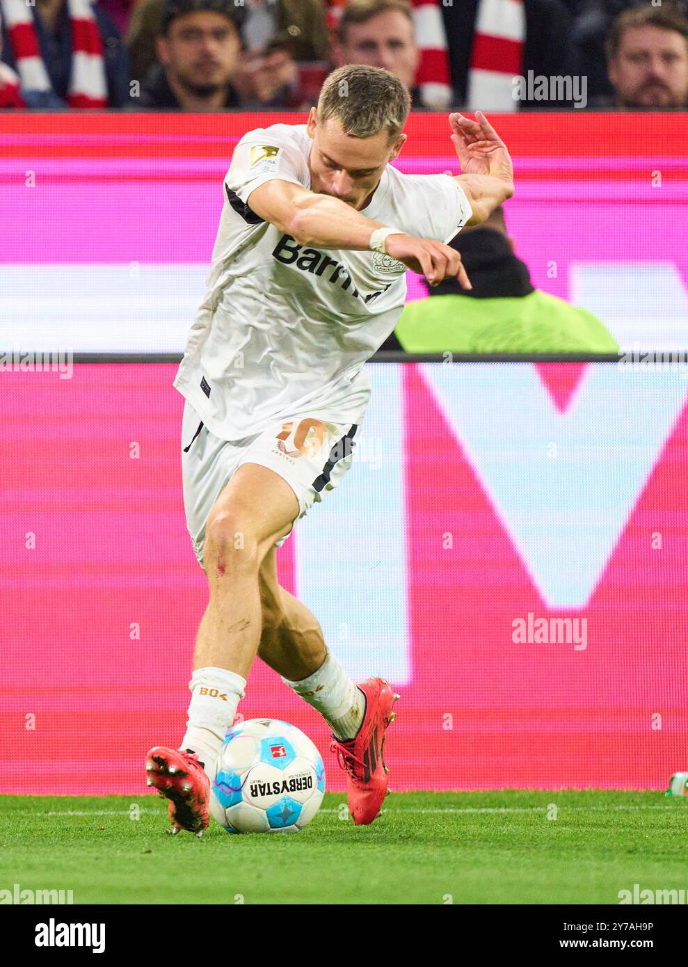 Florian Wirtz, Lev 10 in the match FC BAYERN MUENCHEN - BAYER 04 LEVERKUSEN 1-1 on Sep 28, 2024 ...