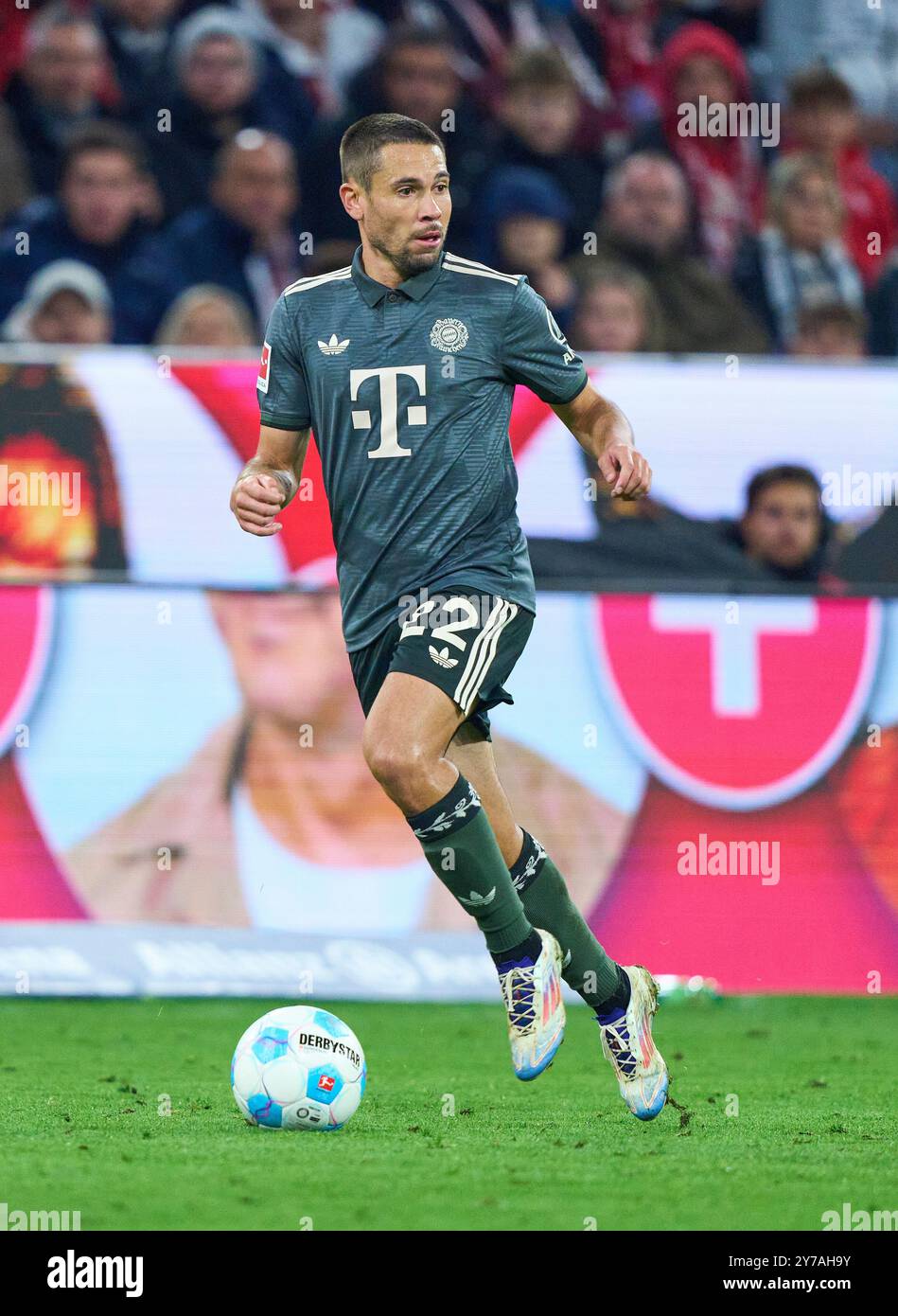 Raphael Guerreiro, FCB 22 in the match FC BAYERN MUENCHEN - BAYER 04 ...