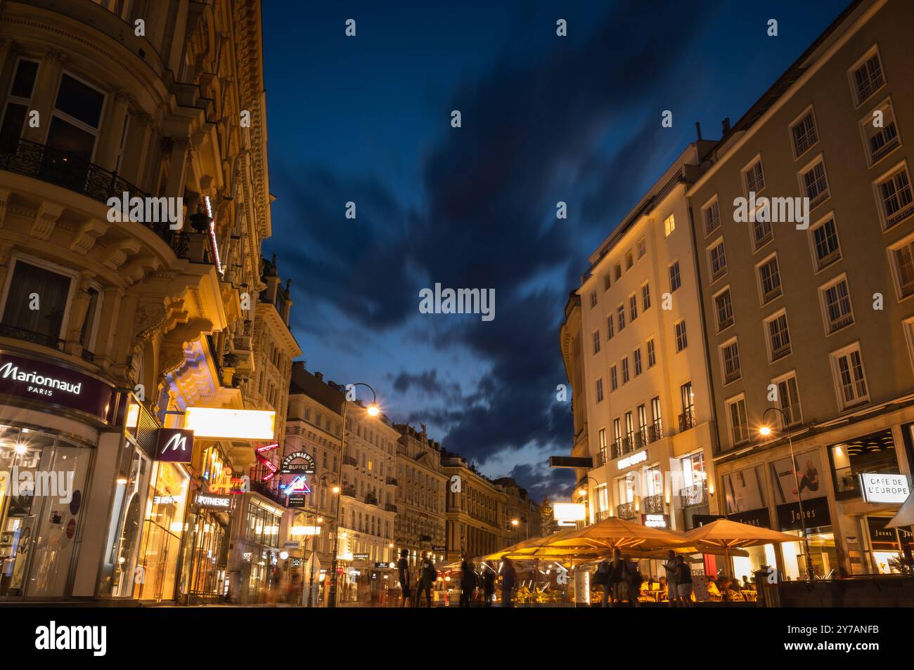 Vienna, Austria - June 6, 2022. Nightscape vienna city centre long ...