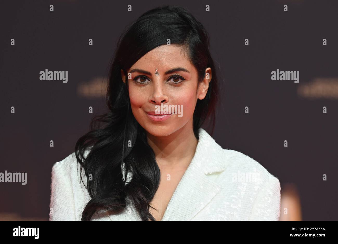 Moderatorin Collien Ulmen-Fernandes kommt zur Gala und Verleihung des Deutschen Fernsehpreis in ...