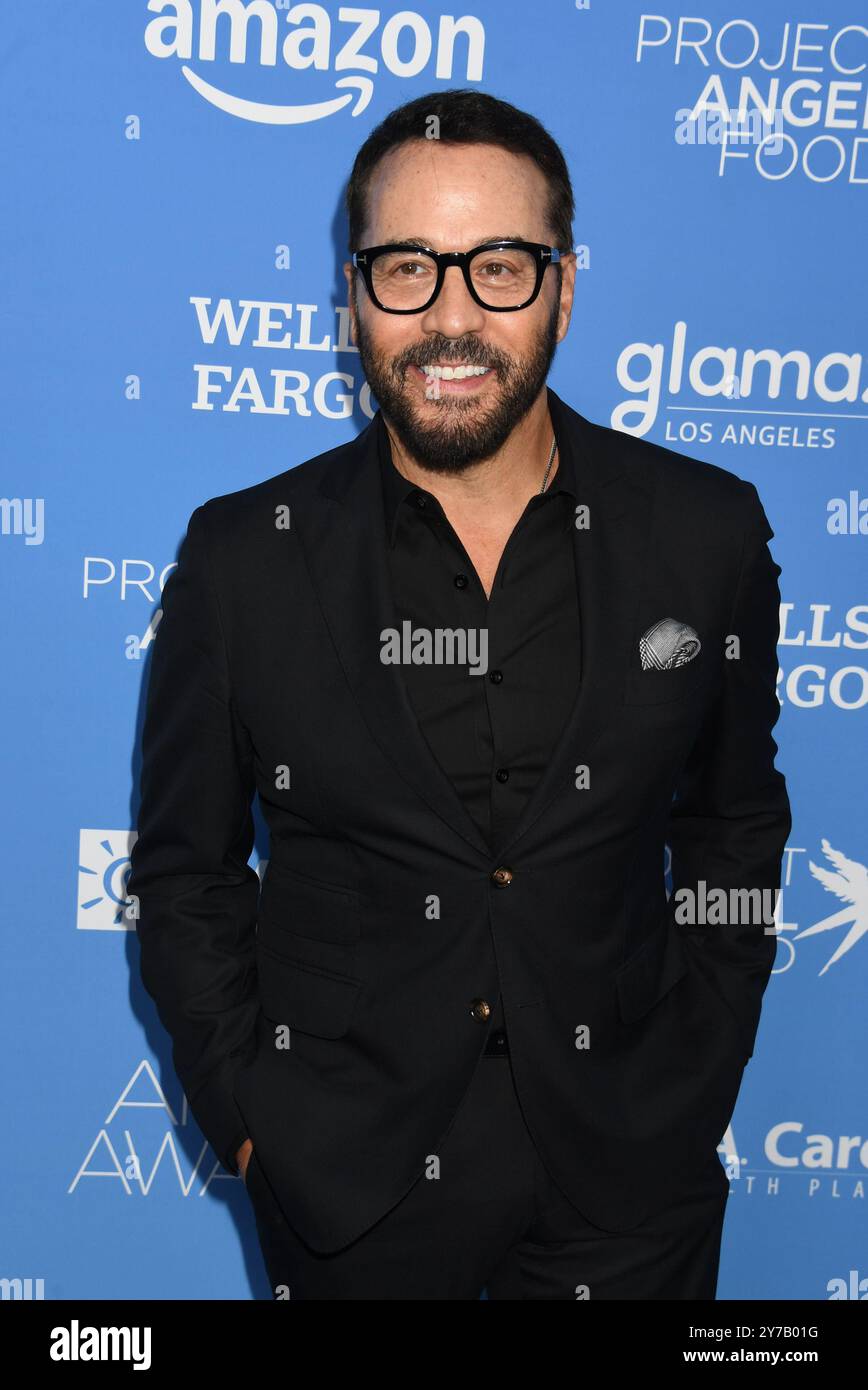 Los Angeles, Ca. 28th Sep, 2024. Jeremy Piven at Project Angel Food's ...