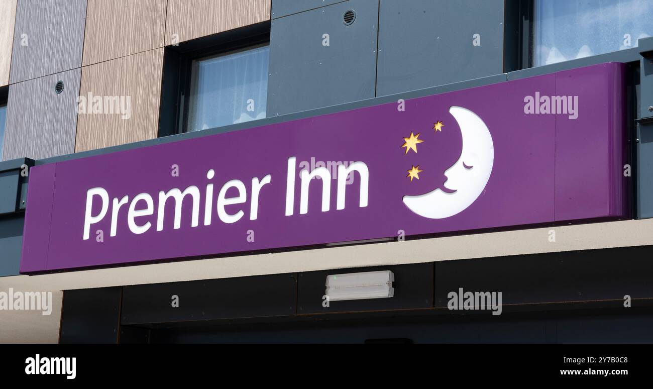 Premier Inn signage Stock Photo - Alamy